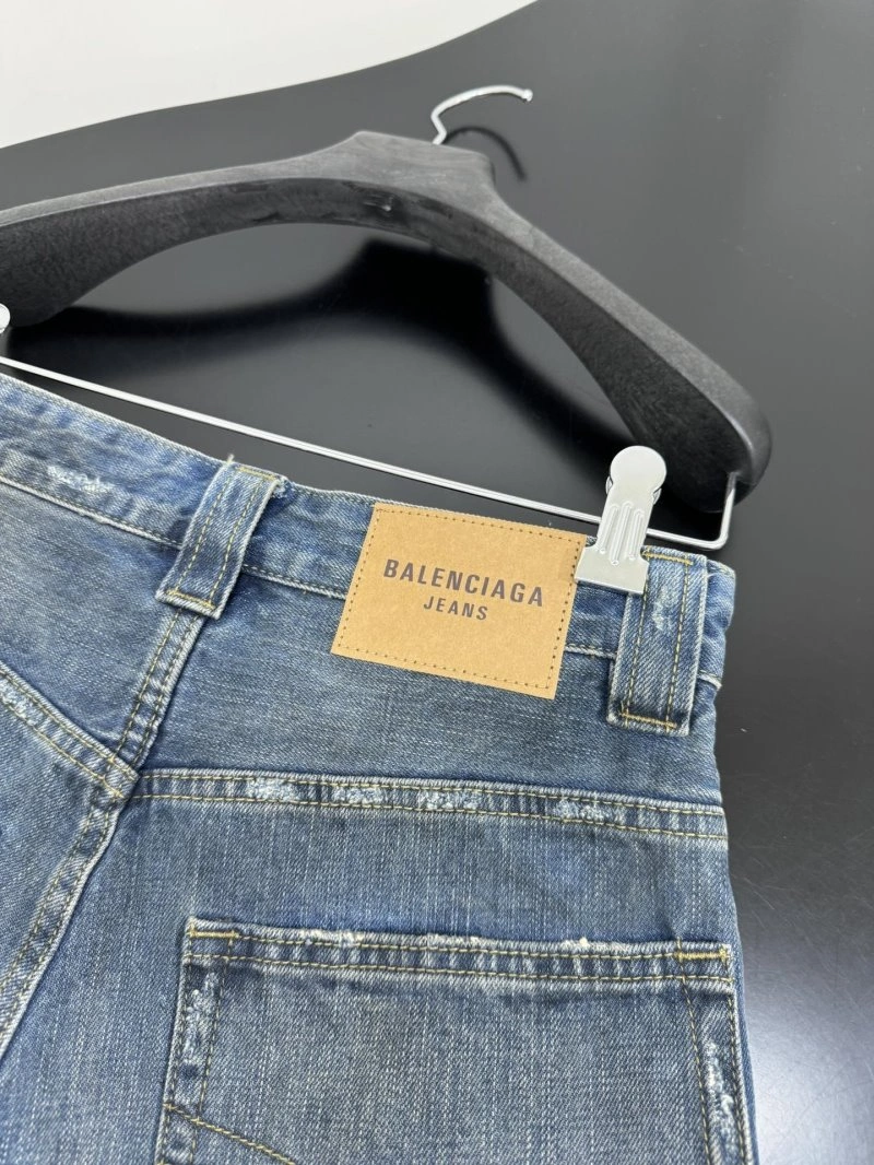 Accurate model Gucci Jeans