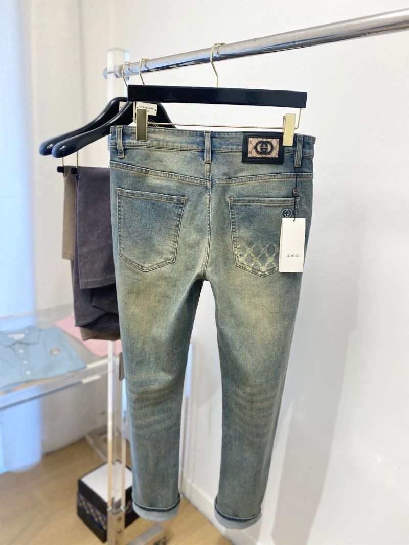 Top match Gucci Jeans