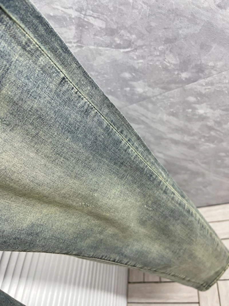 Value-priced Gucci Jeans