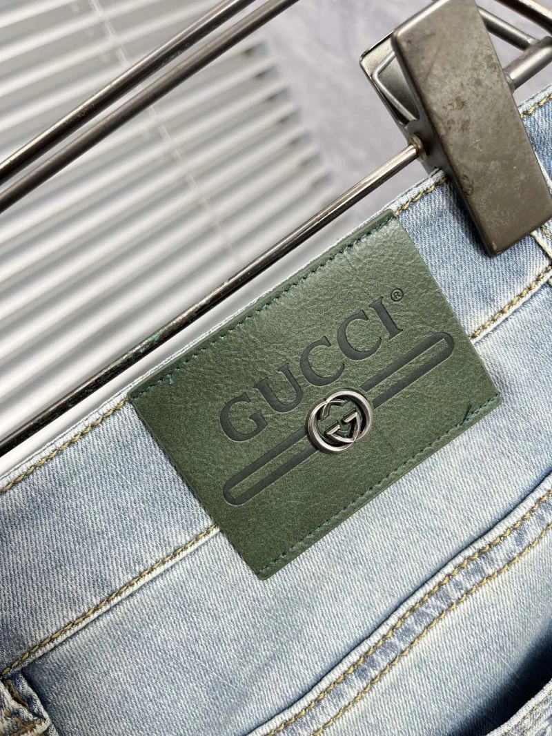 Top match Gucci Jeans