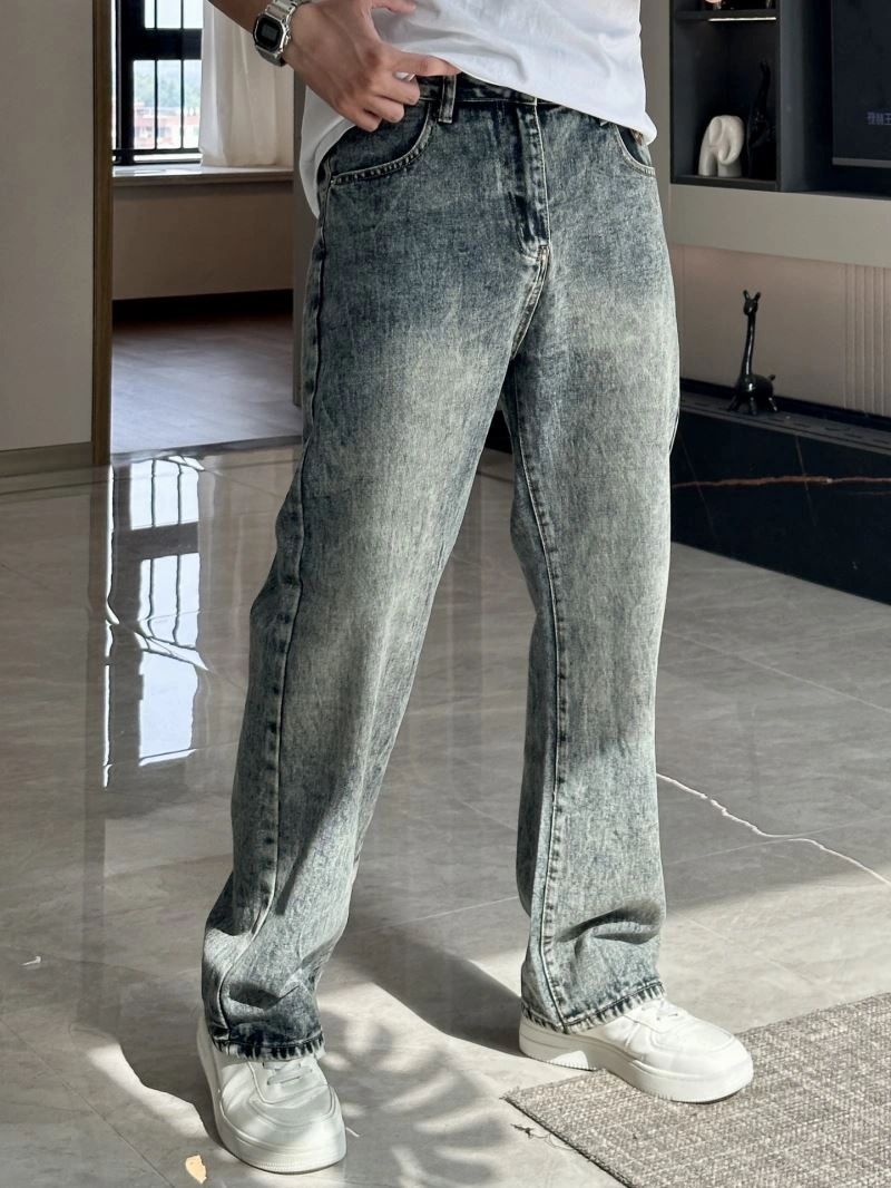 Cut-rate Gucci Jeans