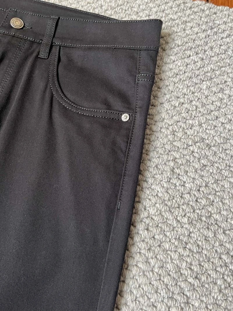 Cut-rate Gucci Jeans