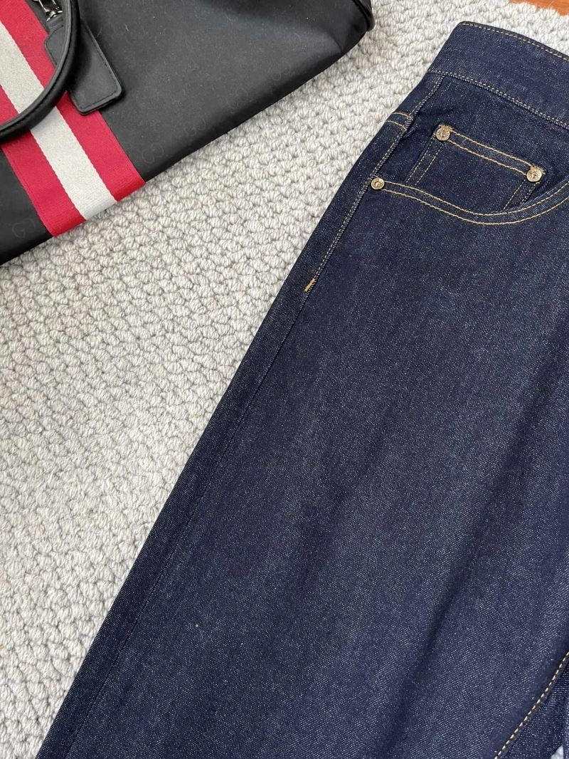 Cut-rate Gucci Jeans
