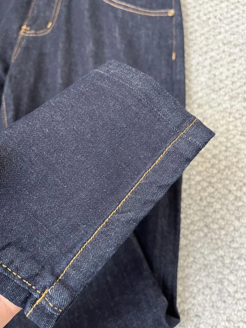 Cut-rate Gucci Jeans