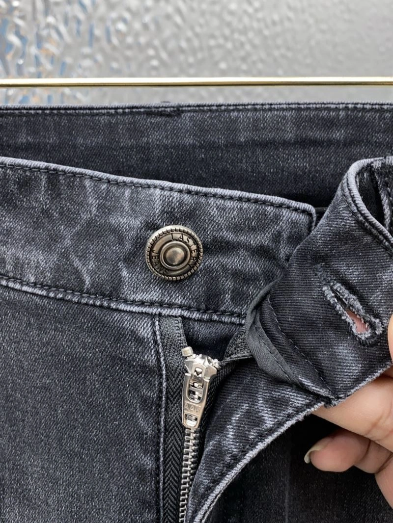 Bargain Gucci Jeans
