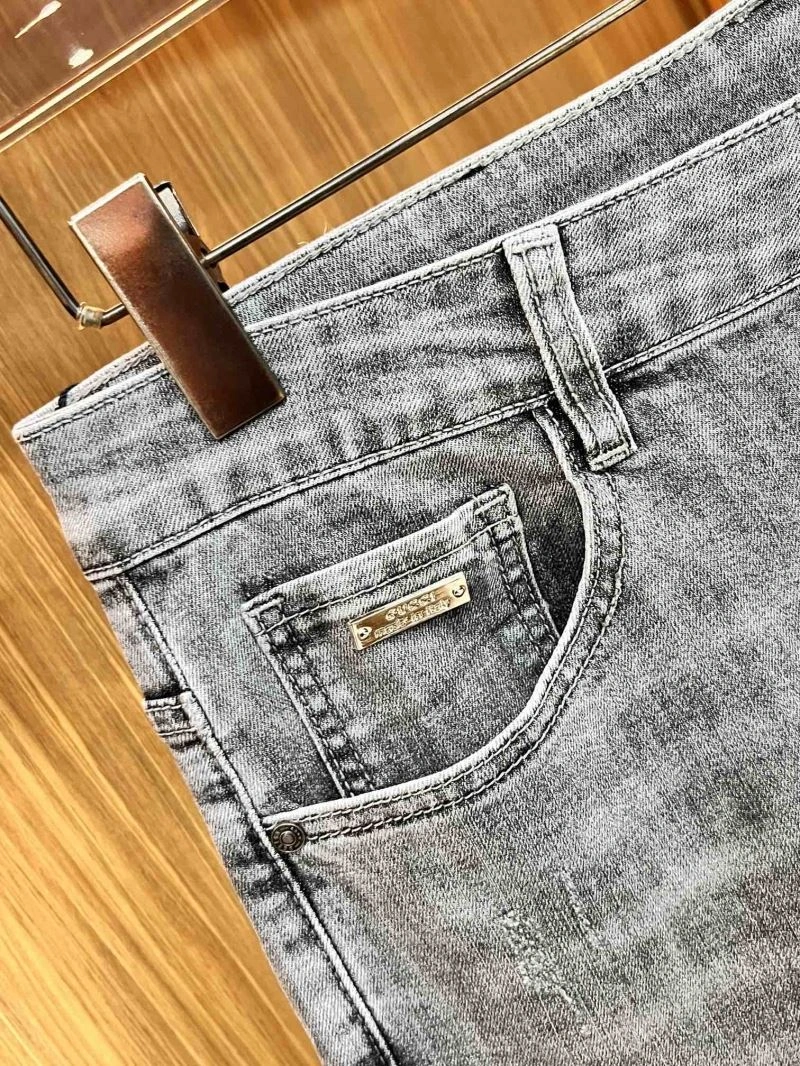Original Gucci Jeans