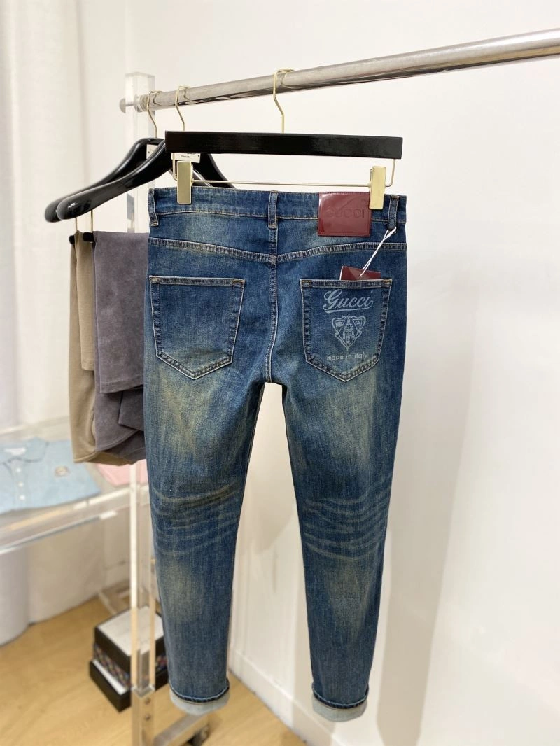 Top match Gucci Jeans
