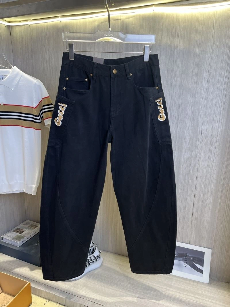 Top match Gucci Jeans