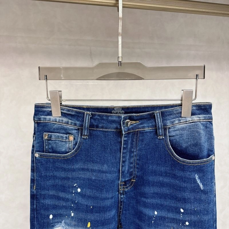 Cut-rate Gucci Jeans