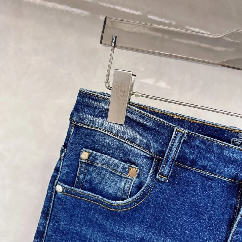 Cut-rate Gucci Jeans