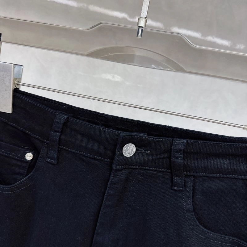 Cut-rate Gucci Jeans