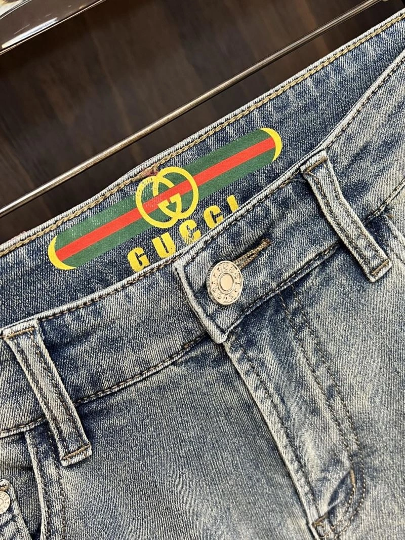 Low-cost Gucci Jeans