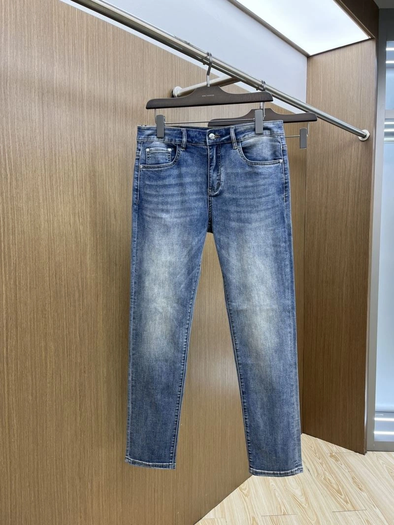 Cut-rate Gucci Jeans