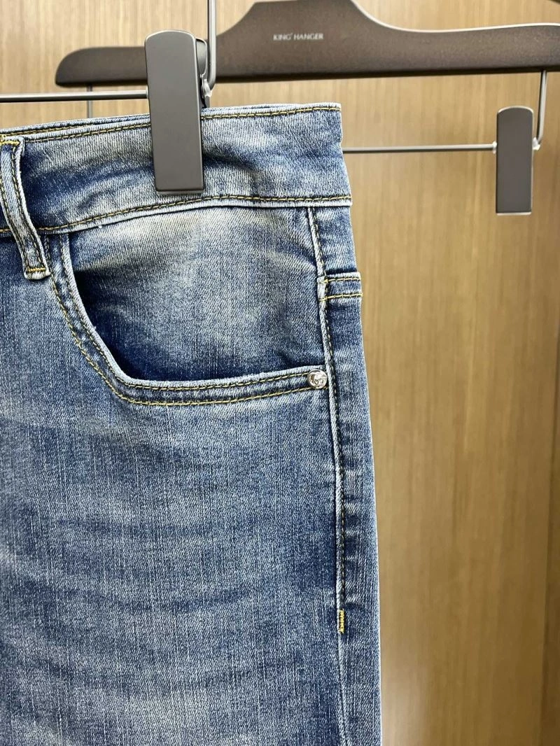 Cut-rate Gucci Jeans