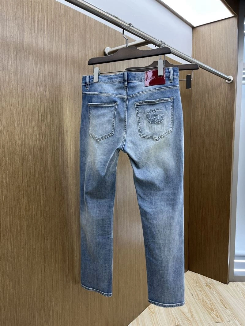 Top match Gucci Jeans