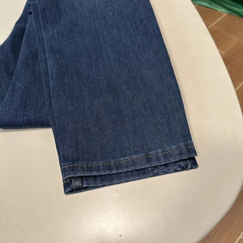 Cut-rate Gucci Jeans