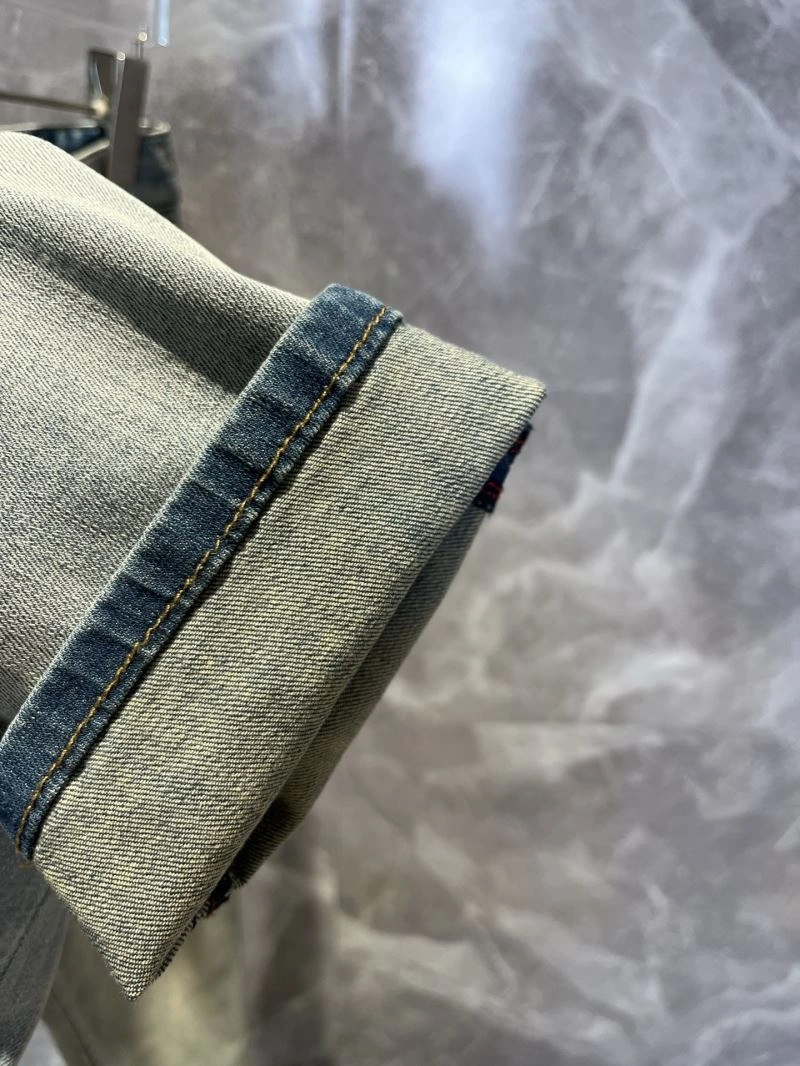 Cut-rate Gucci Jeans