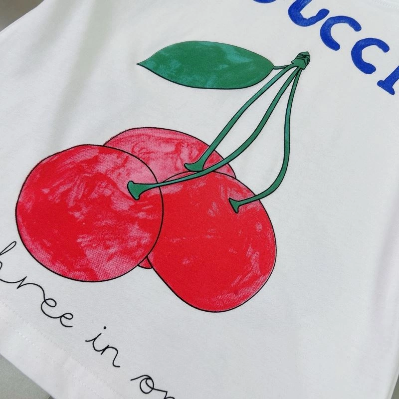 Top match Gucci Kids