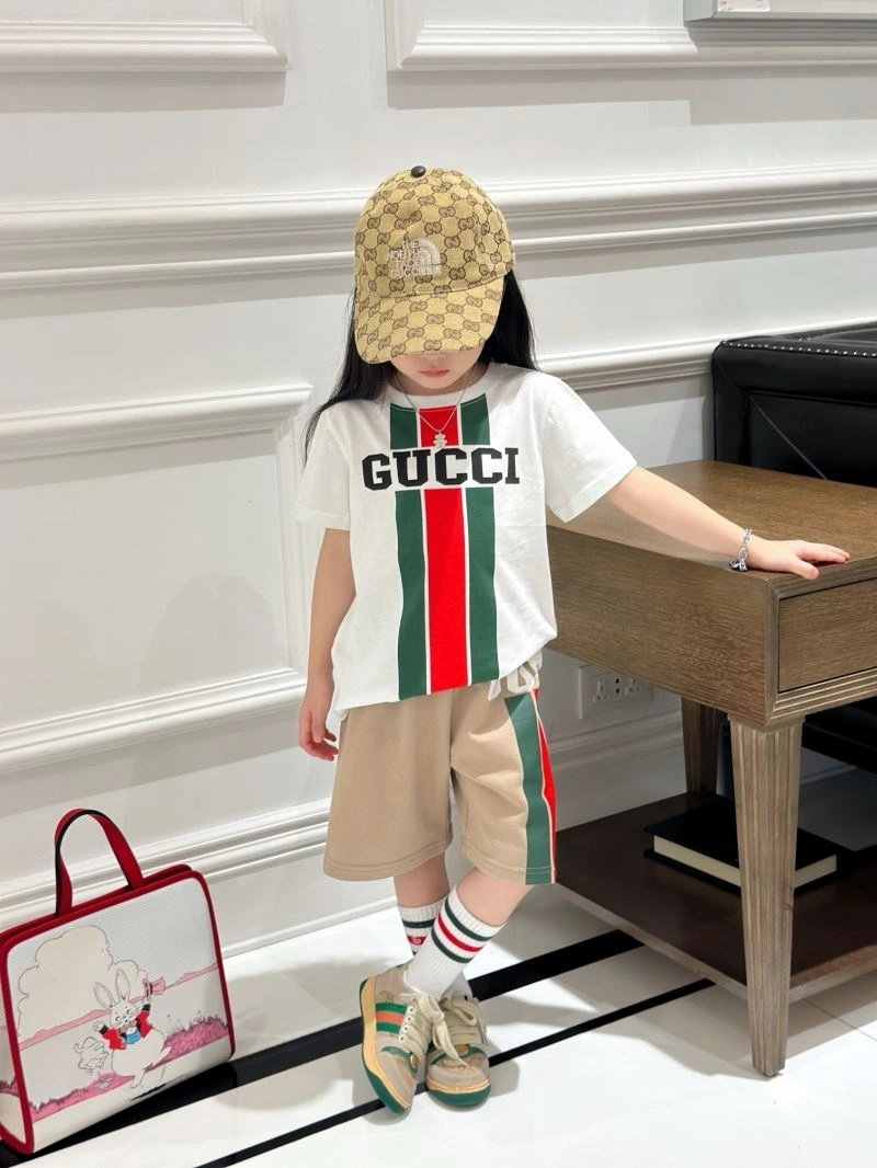 Top match Gucci Kids