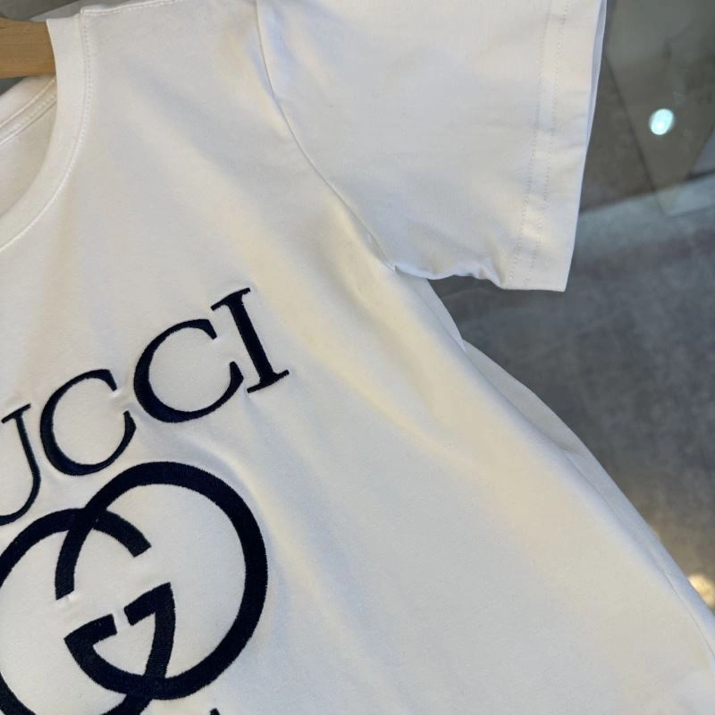 Top match Gucci Kids
