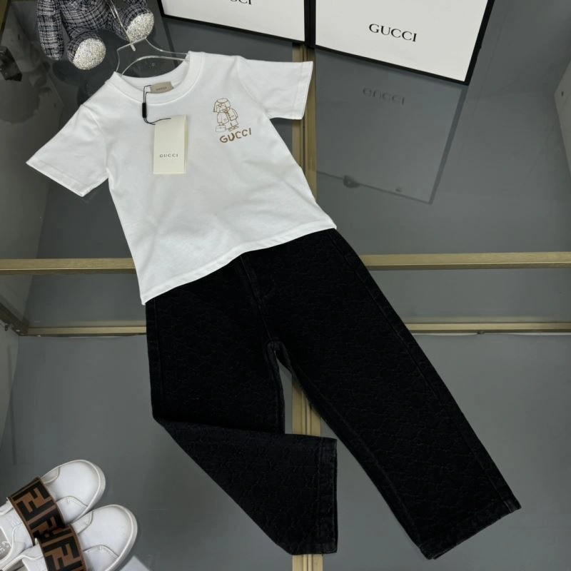 Top match Gucci Kids