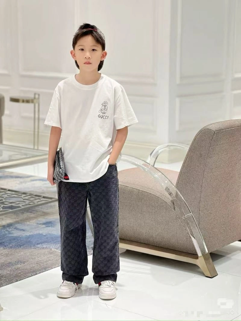 Top match Gucci Kids