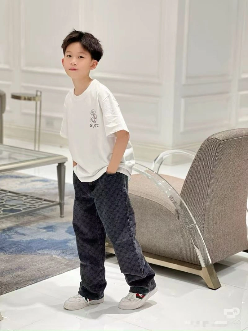 Top match Gucci Kids