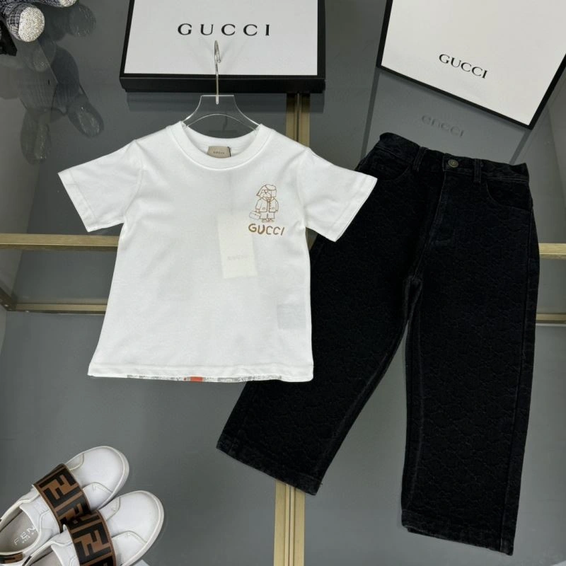 Top match Gucci Kids