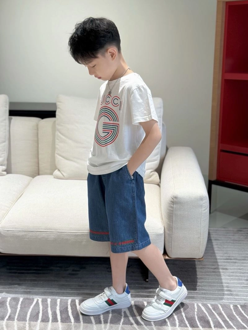 Top match Gucci Kids