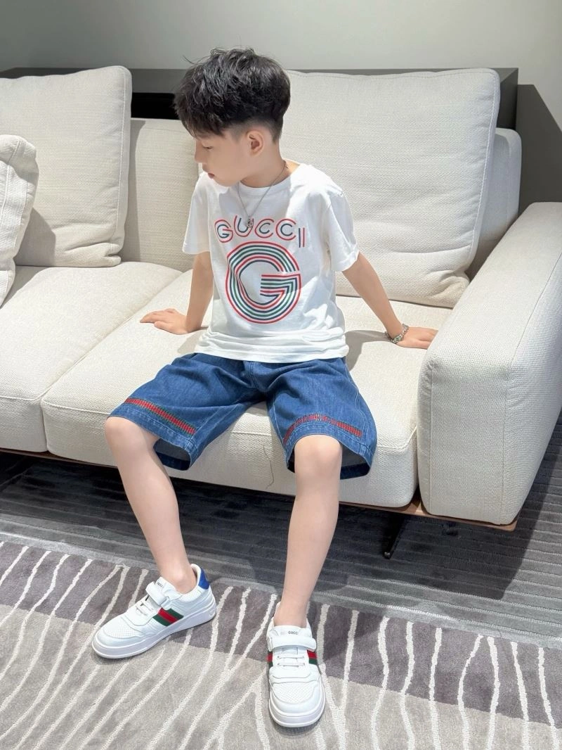 Top match Gucci Kids