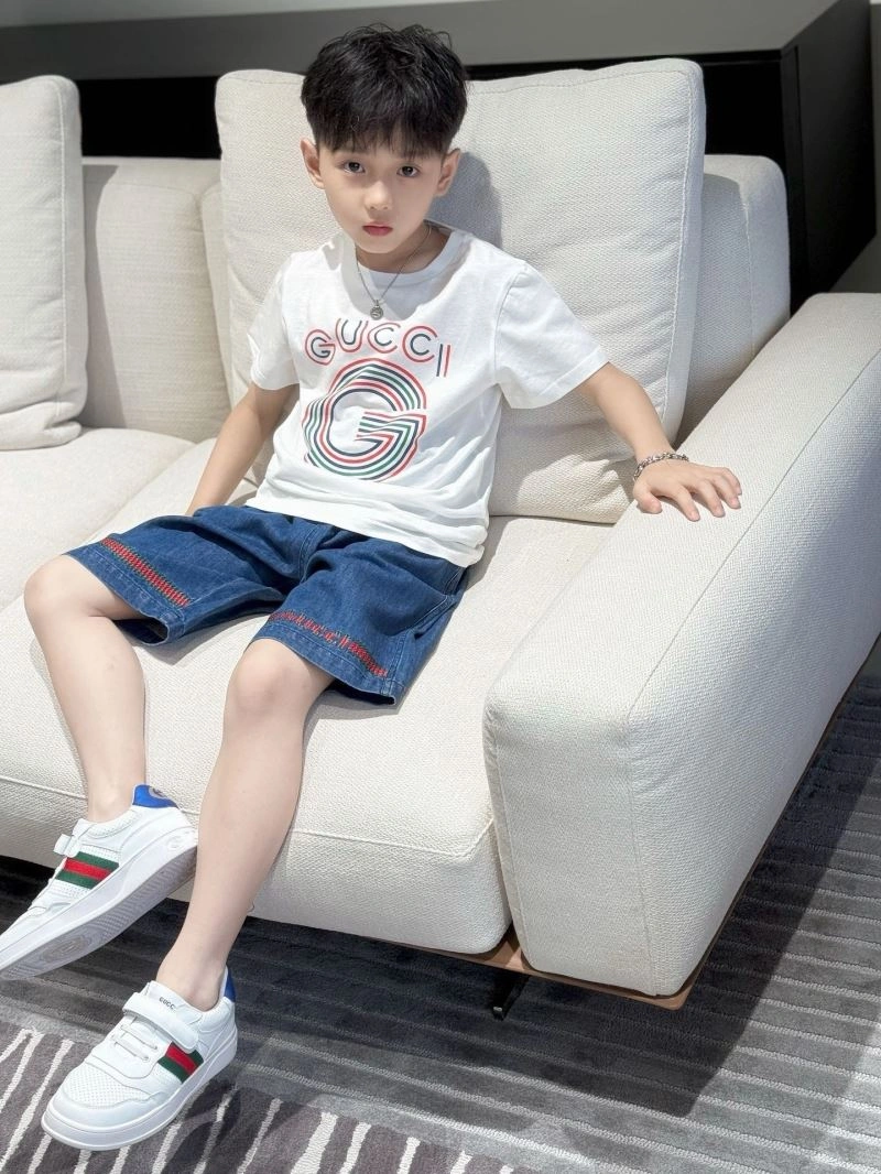 Top match Gucci Kids