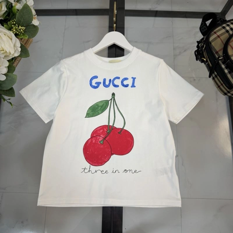 Top match Gucci Kids