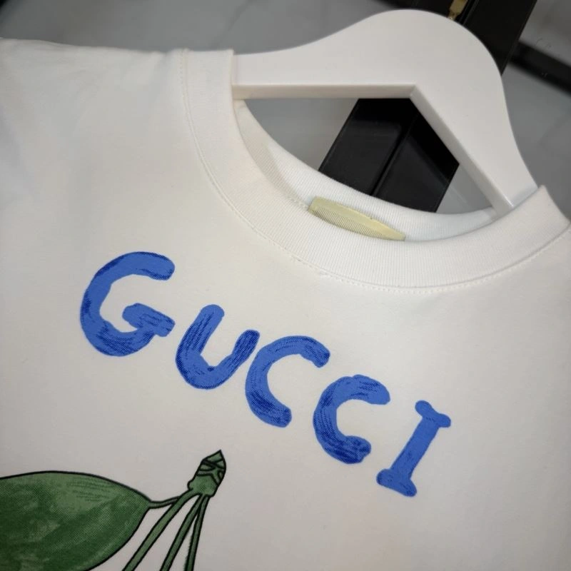 Top match Gucci Kids