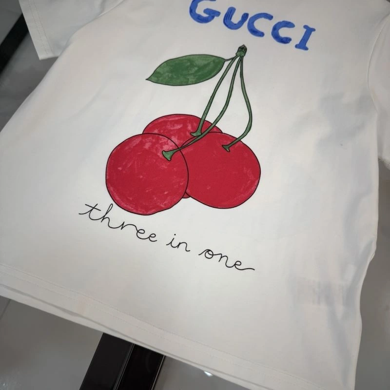 Top match Gucci Kids