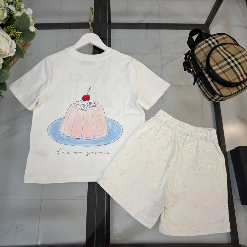 Top match Gucci Kids