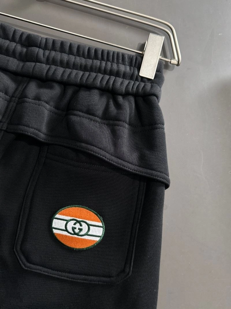Accurate model Gucci Long Pants