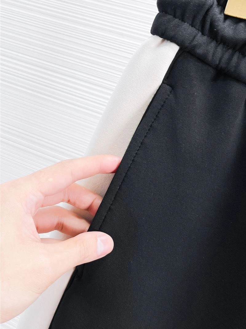 Value-priced Gucci Long Pants