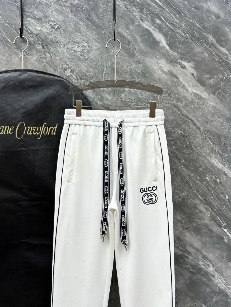 Accurate model Gucci Long Pants