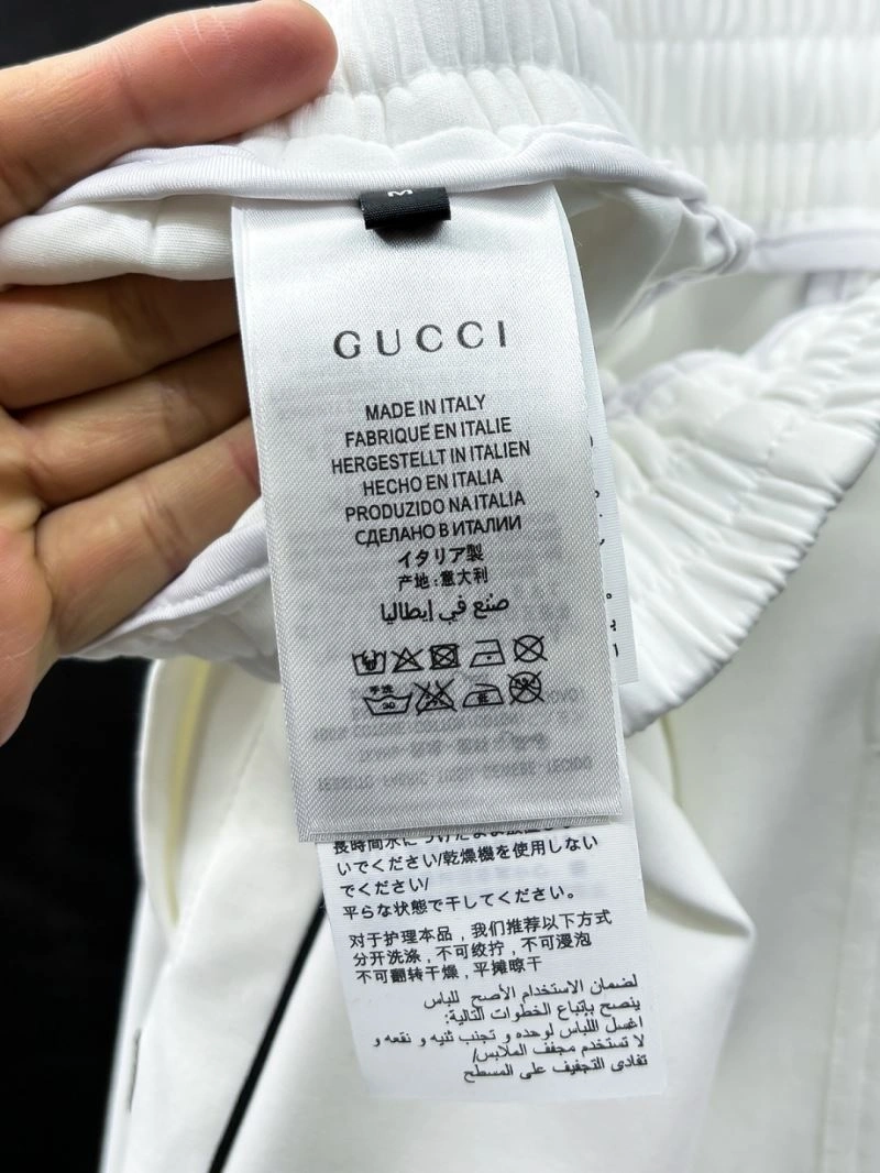 Accurate model Gucci Long Pants
