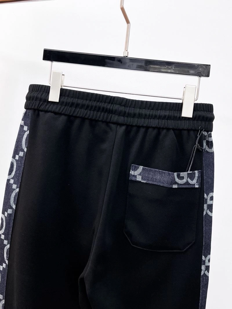 Accurate model Gucci Long Pants