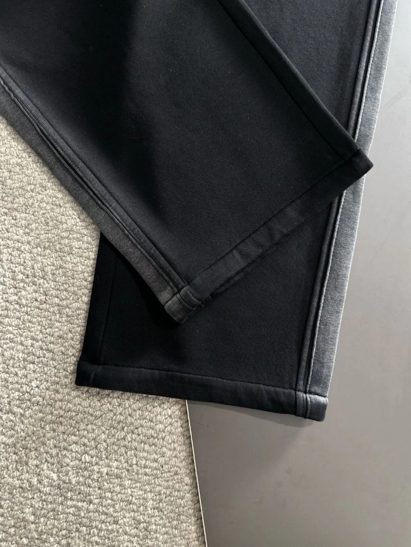 Value-priced Gucci Long Pants