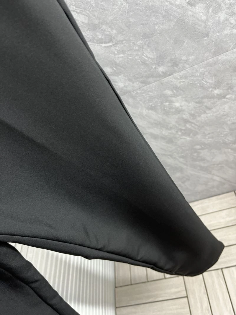 Top match Gucci Long Pants