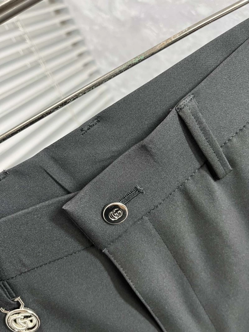 Top match Gucci Long Pants