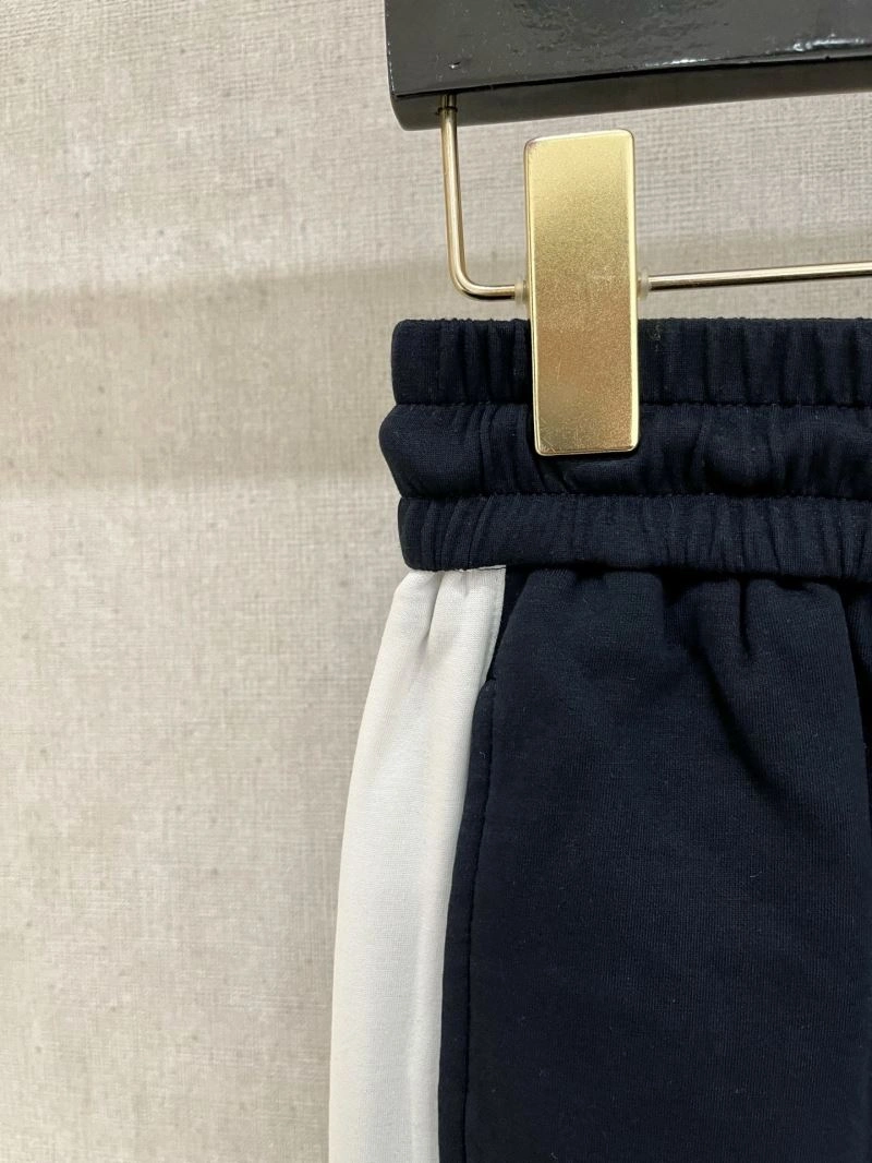 Accurate model Gucci Long Pants