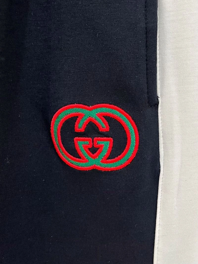Accurate model Gucci Long Pants
