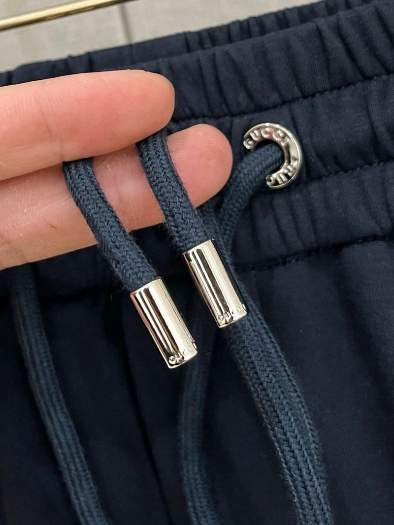 Accurate model Gucci Long Pants