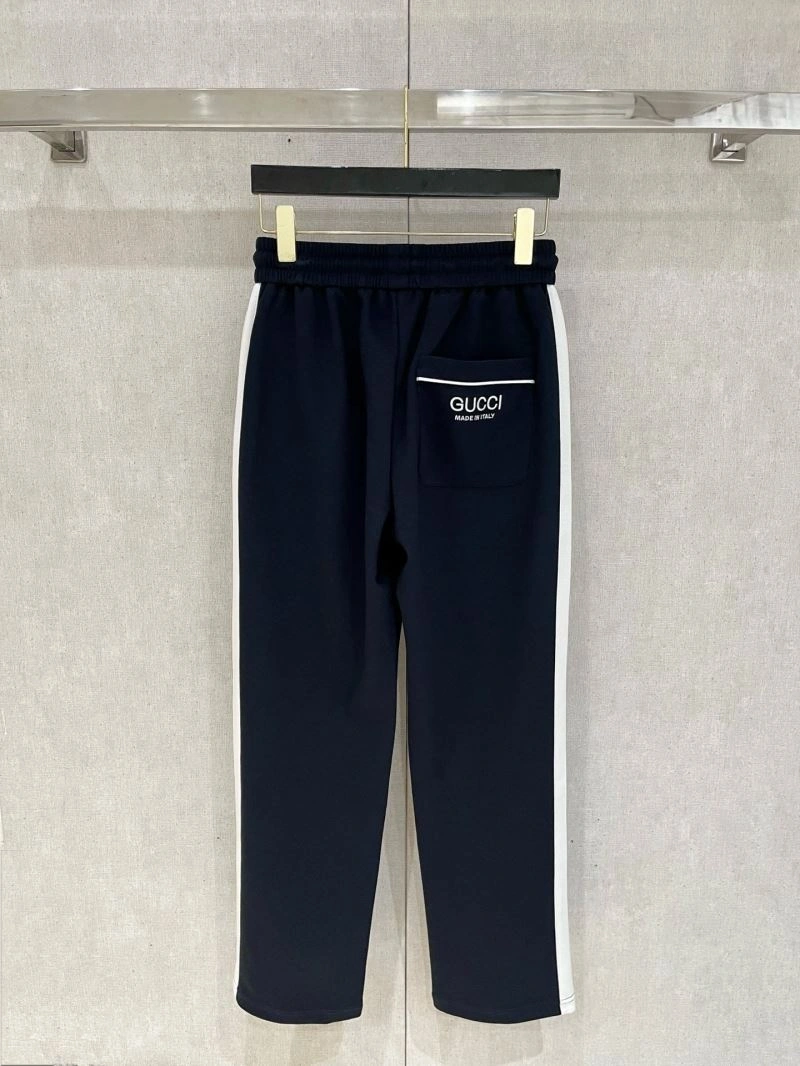 Accurate model Gucci Long Pants