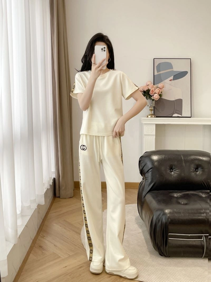 Economical Gucci Long Suits