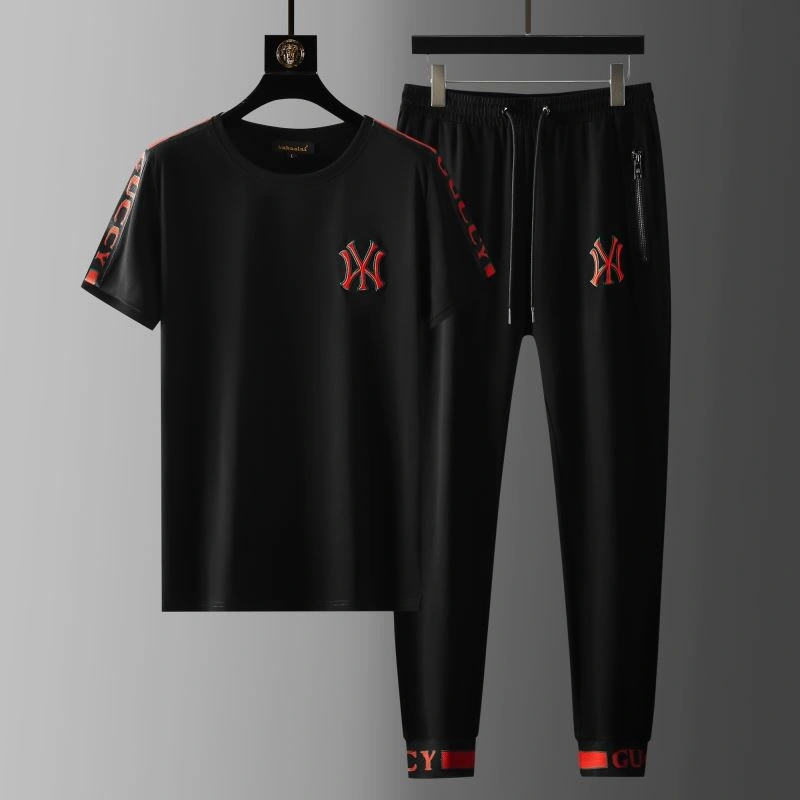 Low-cost Gucci Long Suits