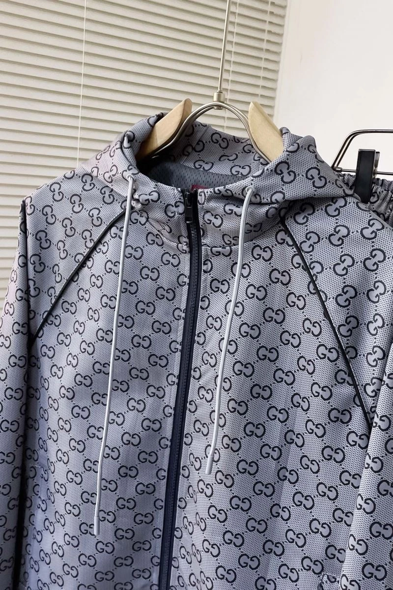 Inexpensive Gucci Long Suits